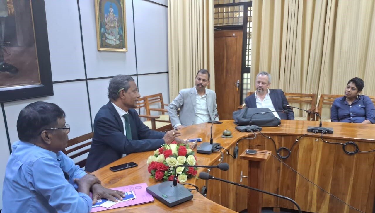 English Language (EL) Fellow Program – Faculty of Arts, University of ...